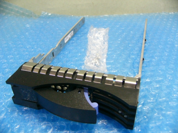 5qg IBM System x3550 の 3.5インチHDDマウンタ 42R4127 在庫4(IBM、レノボ)｜売買されたオークション情報 ...