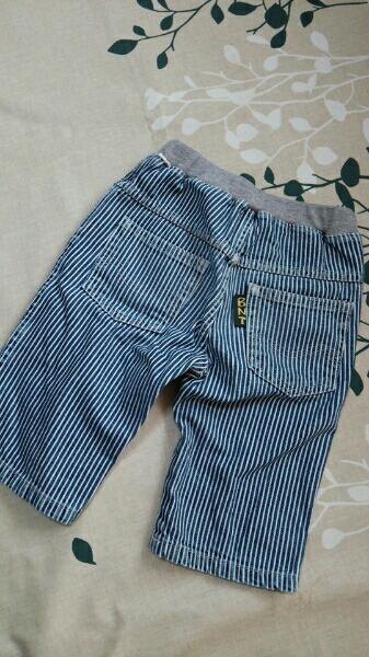 BNTビーエヌティー男の子ストライプ柄の五分丈ジーンズ 100㎝(100（95～104cm）)｜売買されたオークション情報、yahooの商品情報をアーカイブ公開 - オークファン（aucfan ...