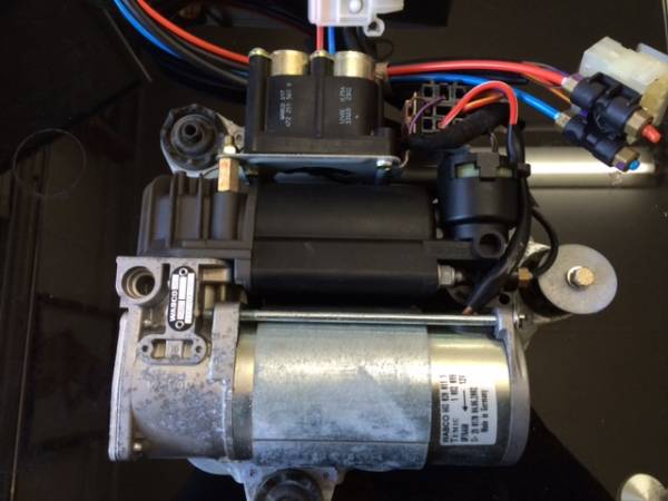E66/E65/E39/E53 X5 WABCO製/純正エアサスコンプレッサー(BMW用)｜売買されたオークション情報、yahooの商品情報をアーカイブ公開 - オークファン（aucfan.com）