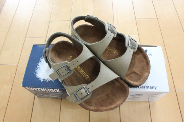 ビルケンシュトック ROMA 18cm(18cm～)｜売買されたオークション情報、yahooの商品情報をアーカイブ公開 - オークファン（aucfan.com）