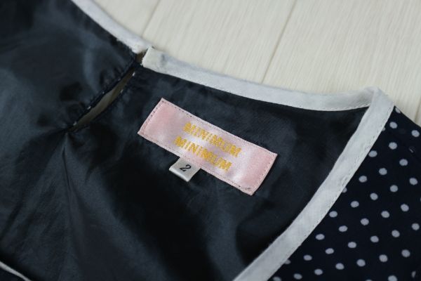 ミニマム MINIMUM フロントリボンのシフォンブラウス(トップス)｜売買されたオークション情報、yahooの商品情報をアーカイブ公開 - オークファン（aucfan.com）