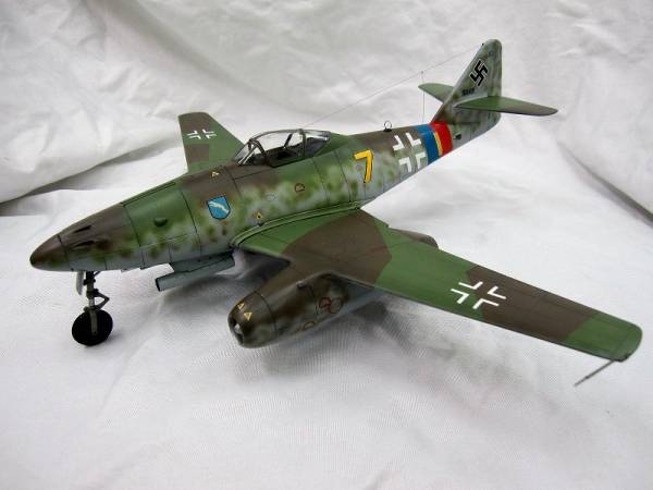 完成品1/48 メッサーシュミットMe262A-1a 11 /JG7(完成品)｜売買されたオークション情報、yahooの商品情報をアーカイブ ...
