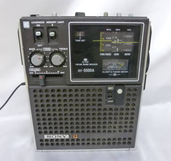 gu74o ソニー SONY BCLラジオ スカイセンサー ICF-5500A(アンティーク)｜売買されたオークション情報、yahooの商品情報をアーカイブ公開 - オークファン（aucfan ...