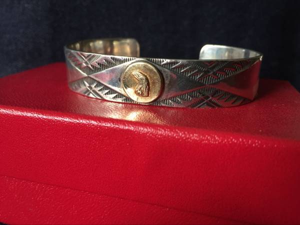 1円~ LARRY SMITH ラリースミス 18K EAGLE FACE STAMP BANGLE バングル(ブレスレット、バングル)｜売買されたオークション情報、yahooの商品情報を ...