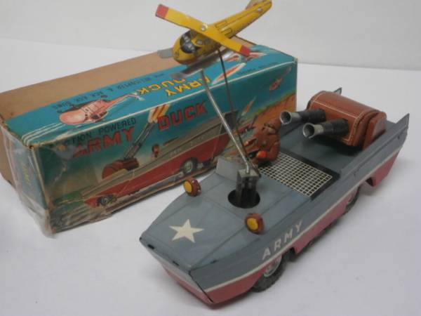昭和レトロ ARMY DUCK WITH HERICOPTER＆ACK ACK GUNS ブリキ 年代物(その他)｜売買されたオークション情報 ...