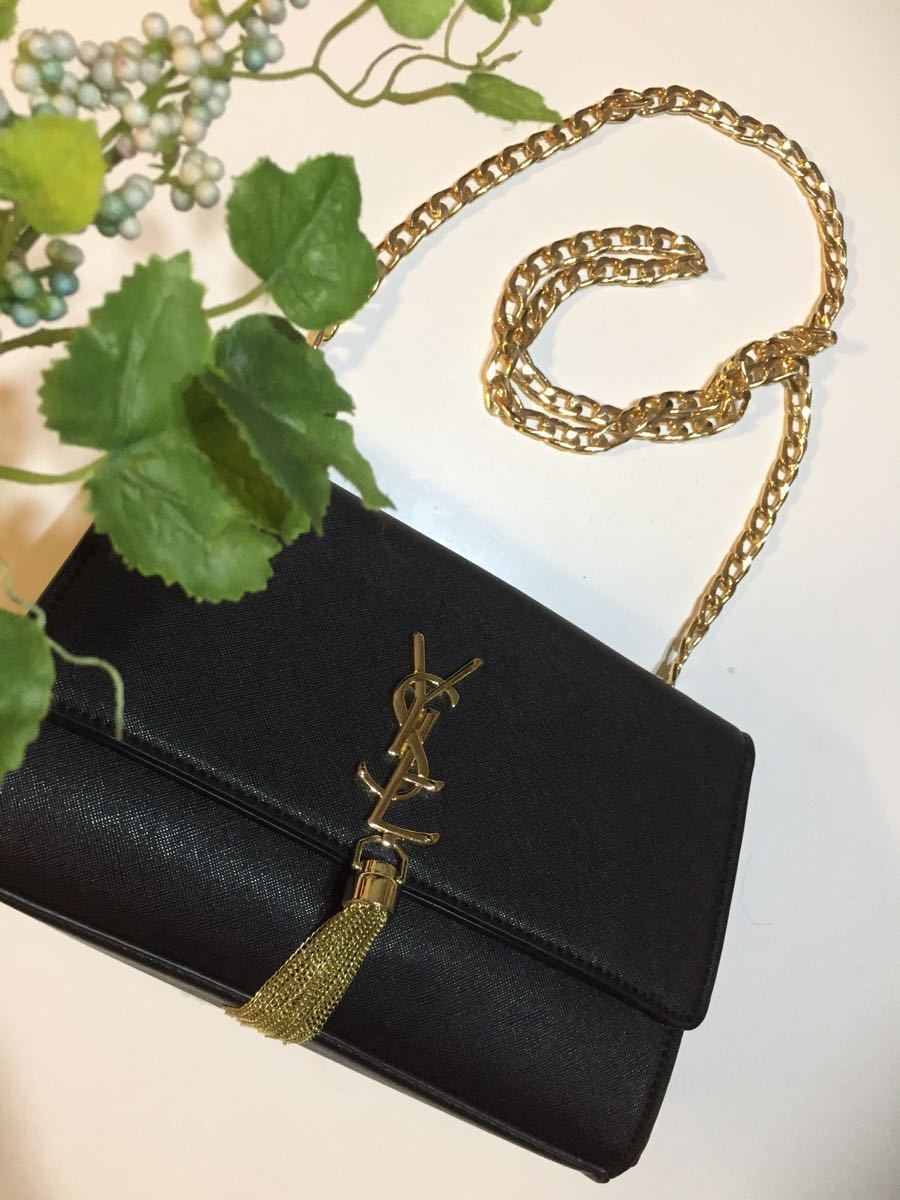 YSL チェーンショルダーバッグ(その他)｜売買されたオークション情報、yahooの商品情報をアーカイブ公開 - オークファン（aucfan.com）