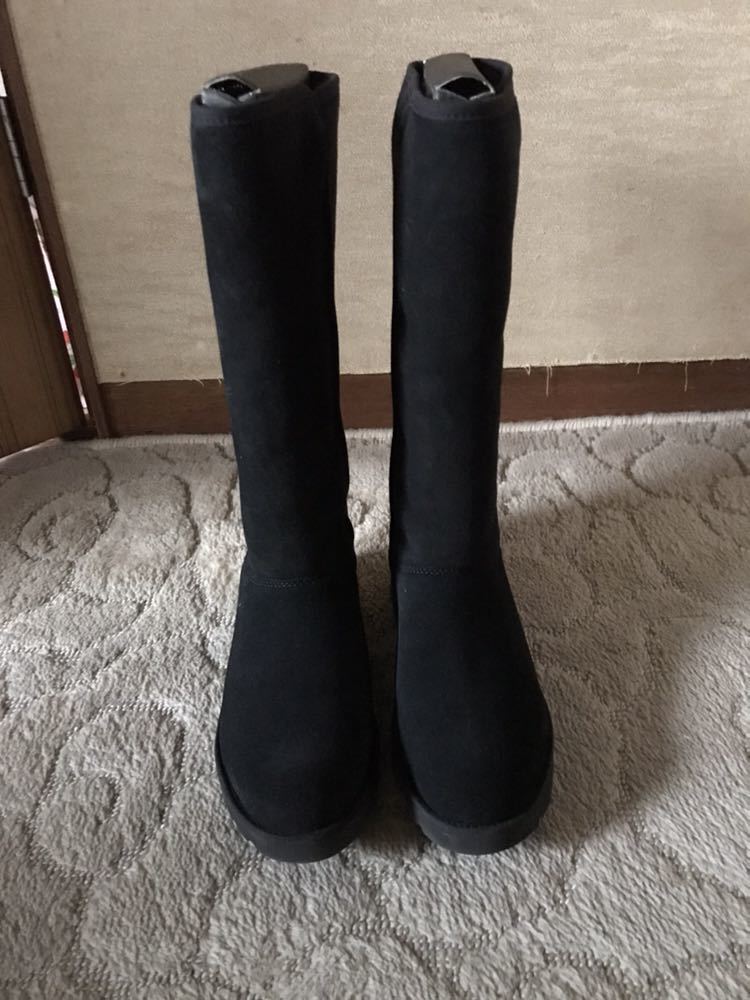 UGG KARA US8(US8)｜売買されたオークション情報、yahooの商品情報をアーカイブ公開 - オークファン（aucfan.com）