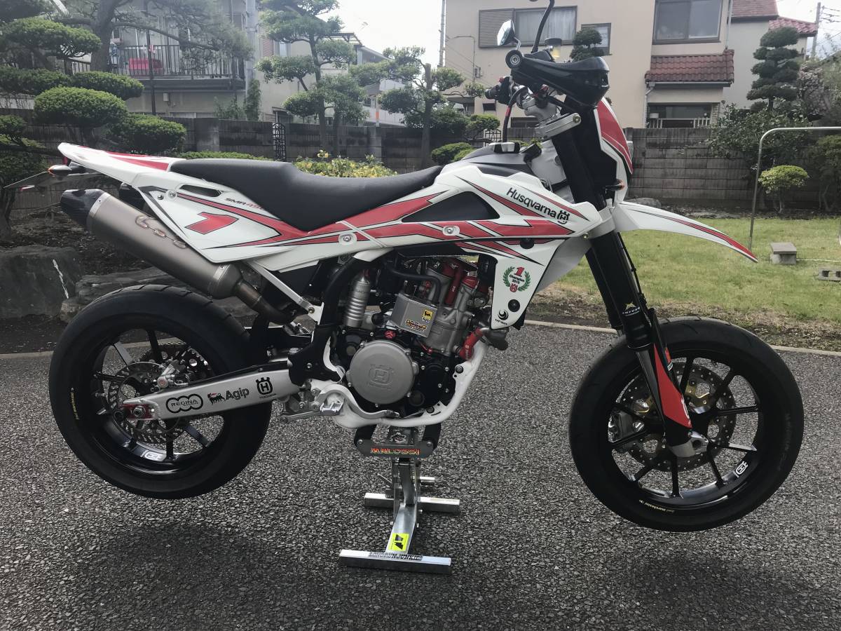 激レア SM450R 2010年 20台限定車 モタード フルパワー仕様 ハスクバーナ パワーパーツKIT サーキット走行無し(ハスクバーナ ...