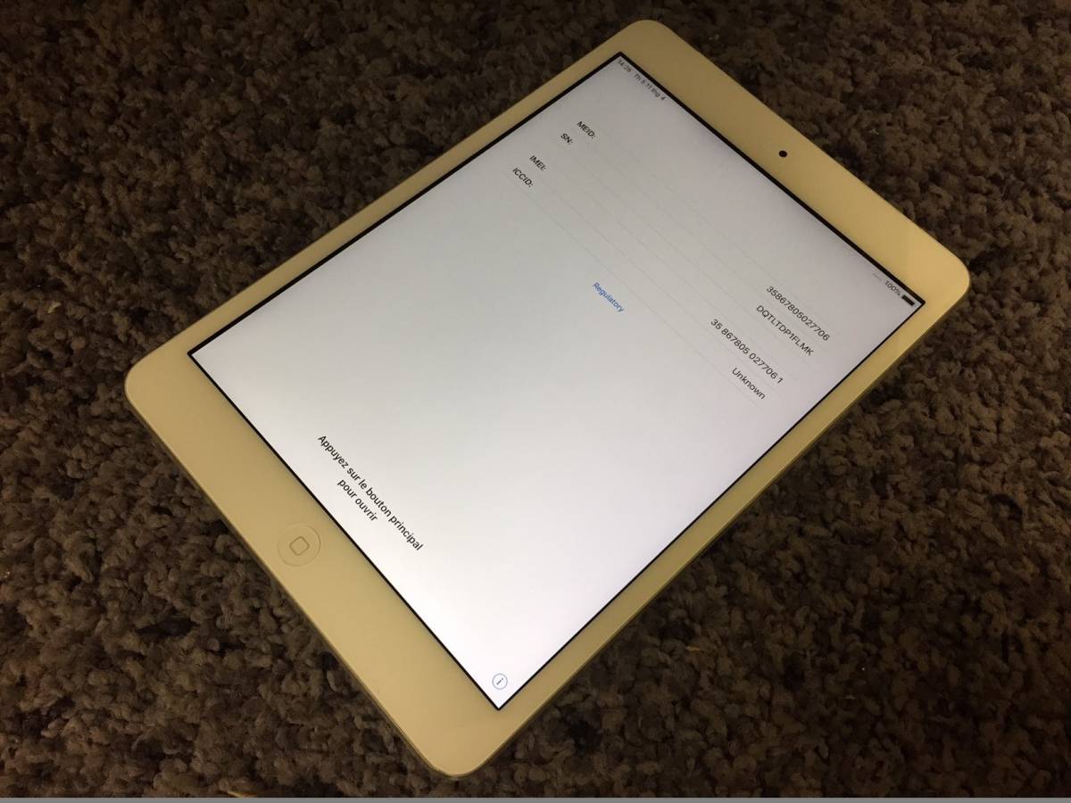 docomo iPad mini 2 Retina Wi-Fi Cell GB数不明 シルバー A1490 ジャンク品 ロック(iPad本体 ...