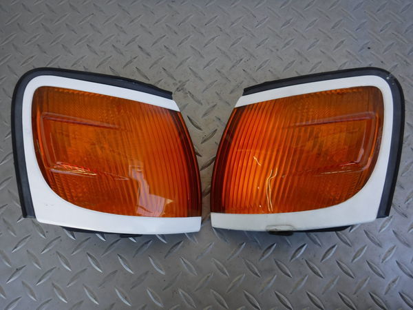トヨタ純正 EP82 スターレット GT ターボ 後期 4灯用 ウィンカー ヘッドライト横 コーナーレンズ 左右セット(ウィンカー、サイドマーカー)｜売買されたオークション情報、yahooの ...