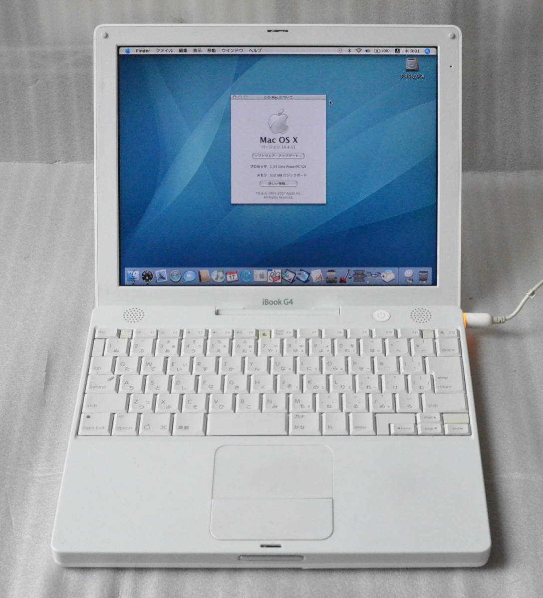 iBook G4 12インチ 1.33MHz/512MB/37GB/BT/AM/Combo OSX10.4.11/0S9.2.2 クラッシック ...