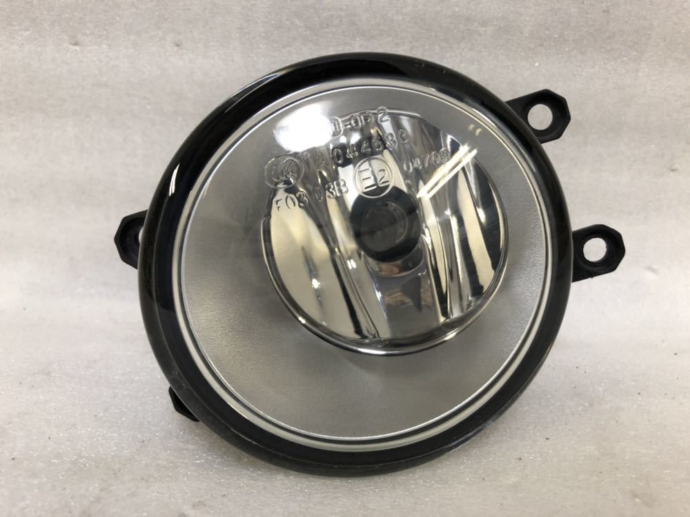 3168 プリウス ZVW30 純正 左フォグランプ A044633 81220-0D042(トヨタ用)｜売買されたオークション情報 ...