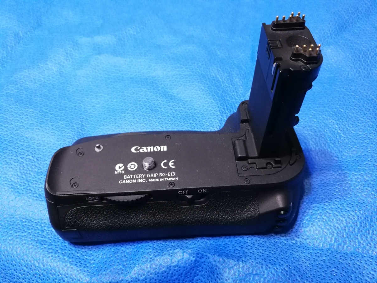 Canon バッテリーグリップBG-E13 EOS 6D用(キヤノン)｜売買されたオークション情報、yahooの商品情報をアーカイブ公開 - オークファン（aucfan.com）