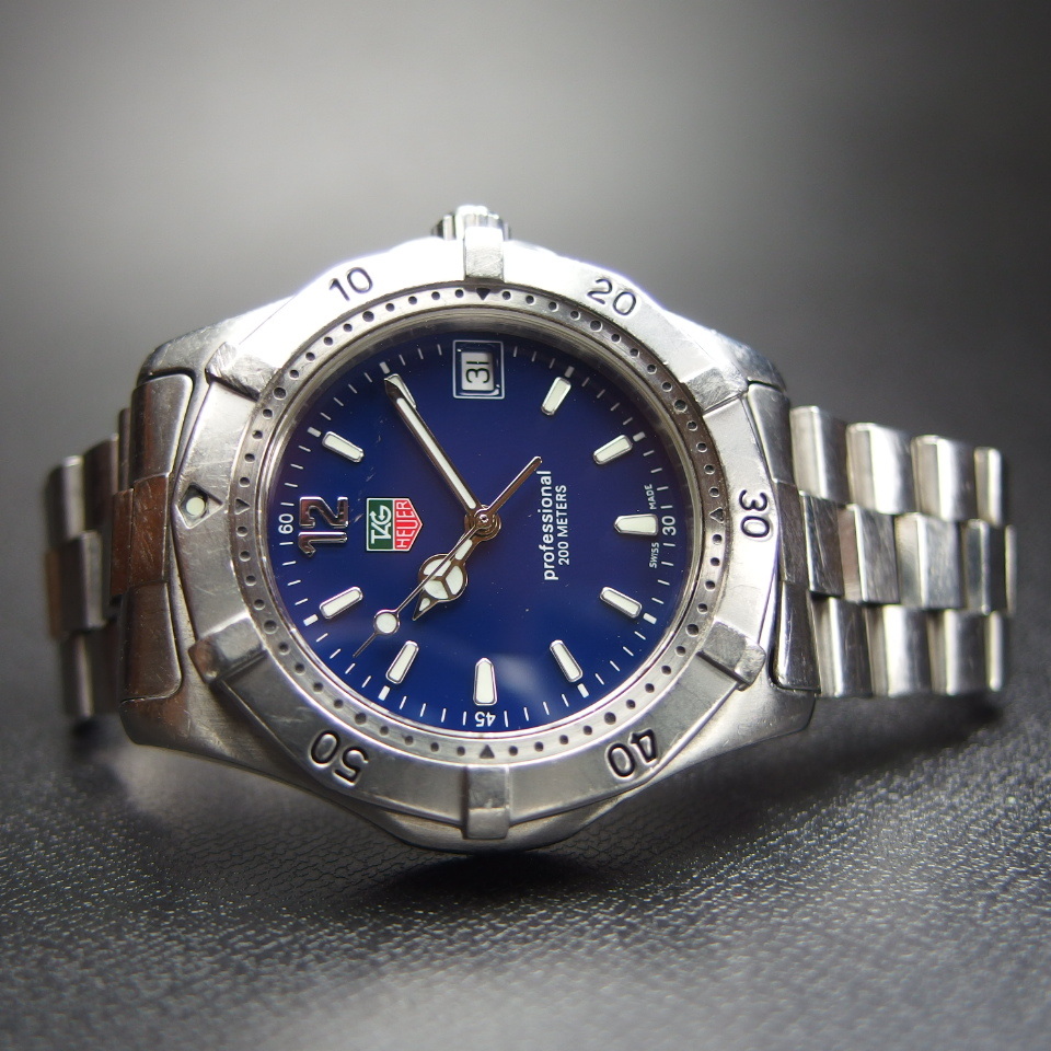 TAG Heuer タグホイヤー 2000クラシック メンズ 腕時計 WK1113-0 ネイビーブルーダイヤル QZ デイト SS 回転ベゼル ...