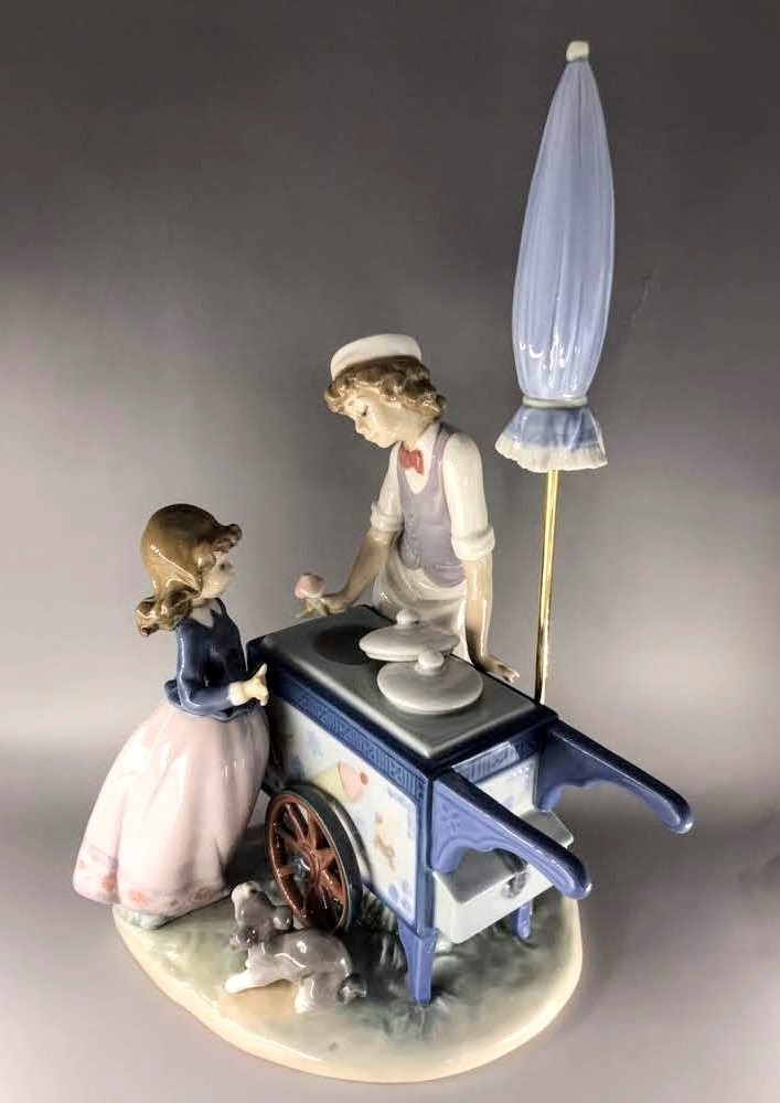 リヤドロ LLADRO No.5325 ICE CREAM VENDOR 素敵なアイスクリーム屋さん 絶版 作品 大型 置物 フィギュリン ...