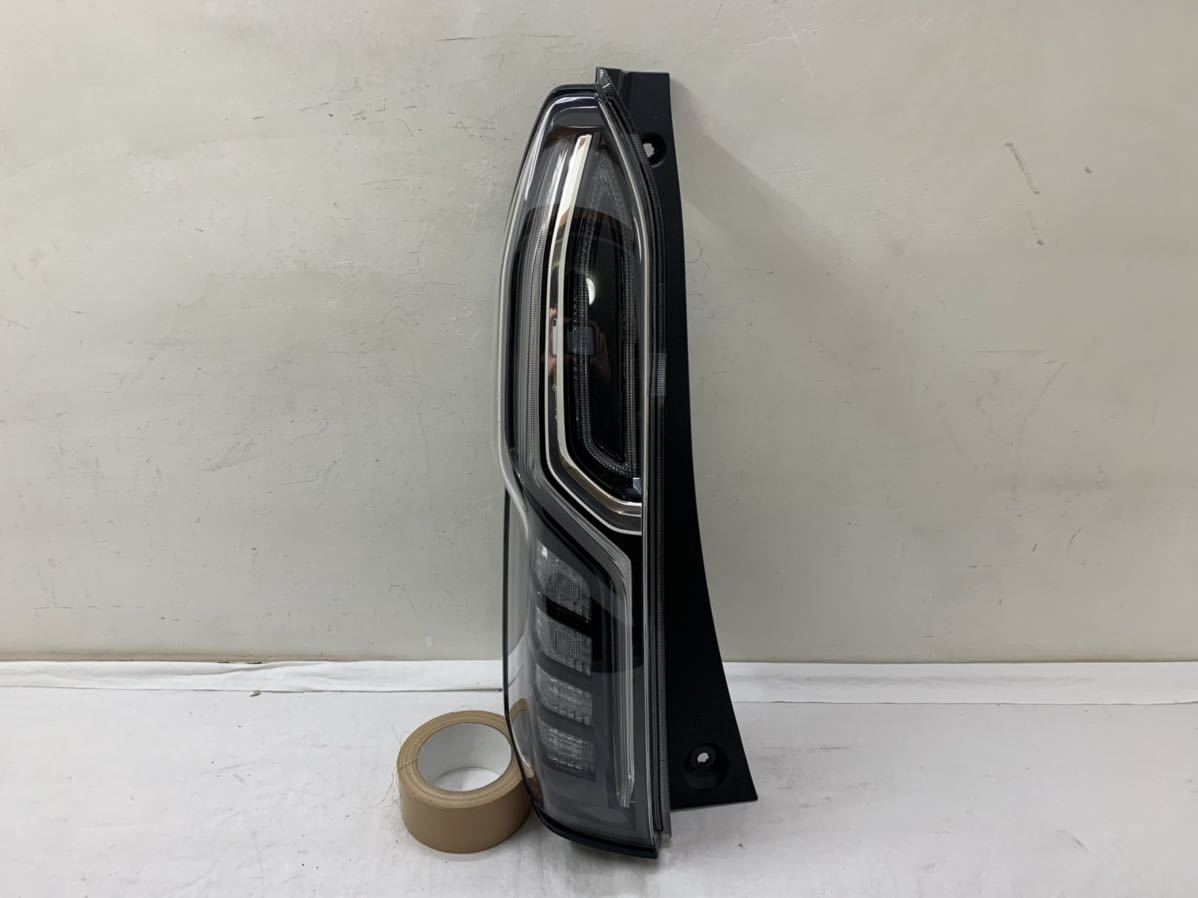 R11126 N BOX カスタム JF3 純正 テールランプ 左 ICHIKOH D186(テールライト)｜売買されたオークション情報、yahooの商品情報をアーカイブ公開 - オークファン ...