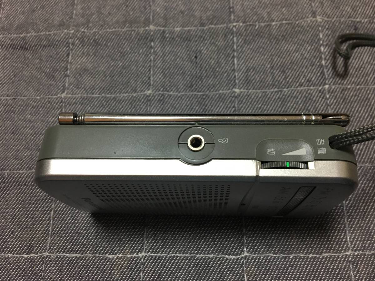 Panasonic パナソニック ラジオ RF-P50A(一般)｜売買されたオークション情報、yahooの商品情報をアーカイブ公開 ...
