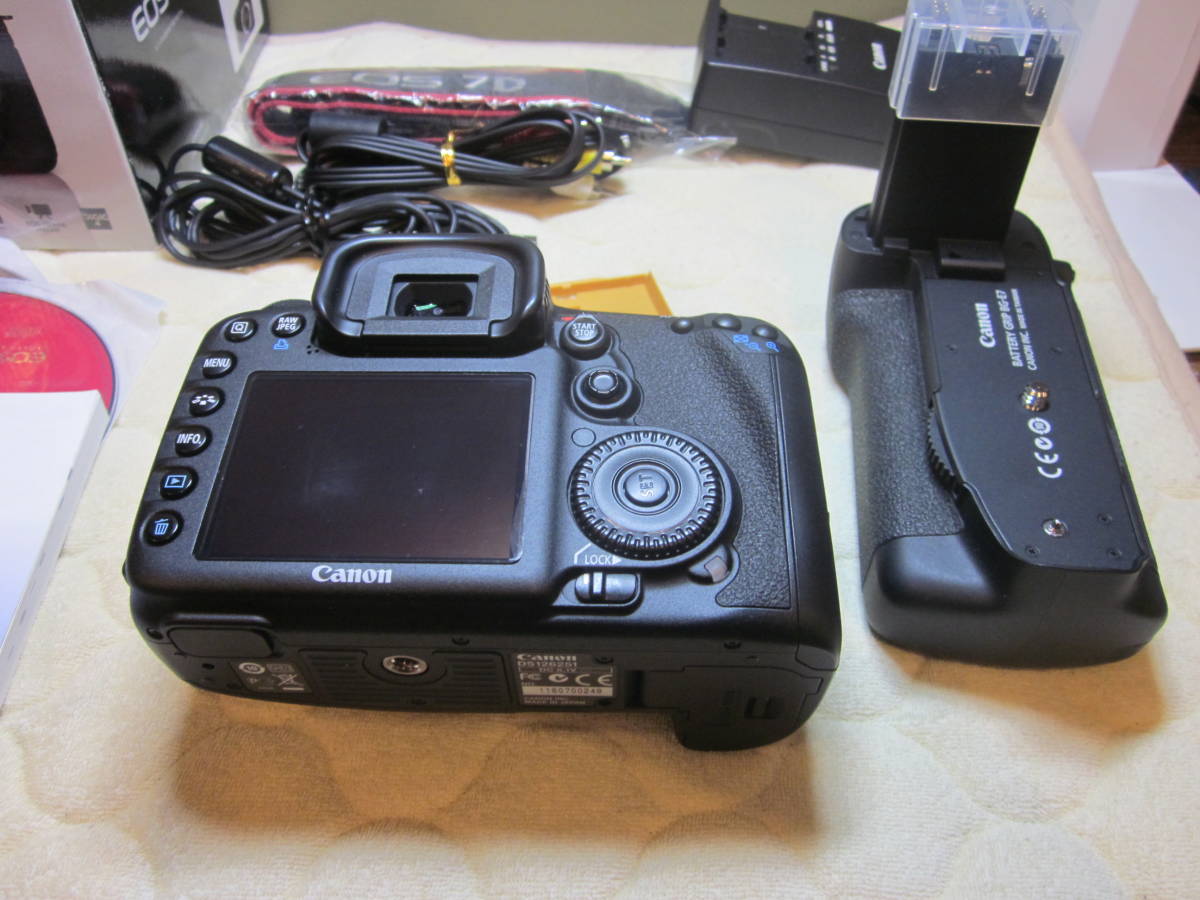 極上品 Canon キヤノン EOS 7D BG-E7(キヤノン)｜売買されたオークション情報、yahooの商品情報をアーカイブ公開 - オークファン（aucfan.com）