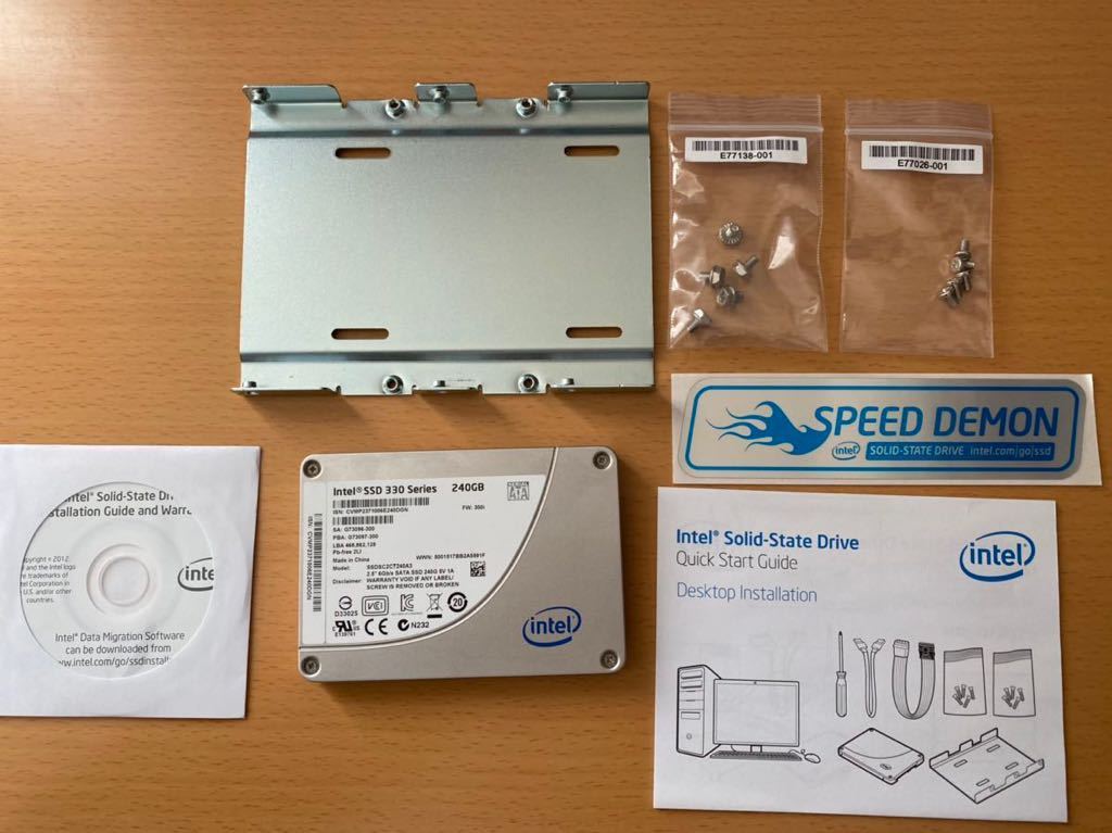 【Intel SSD】330 Series★2.5inch★240GB★SSDSC2CT240A3★SATA★箱あり SSD