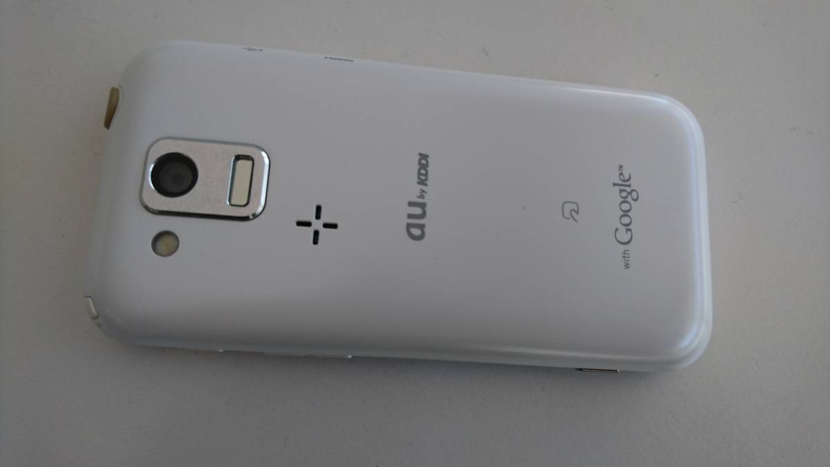 ＃au＃IS05 SHI05 ホワイト ＃SA822＃3/9(シャープ)｜売買されたオークション情報、yahooの商品情報をアーカイブ公開 - オークファン（aucfan.com）