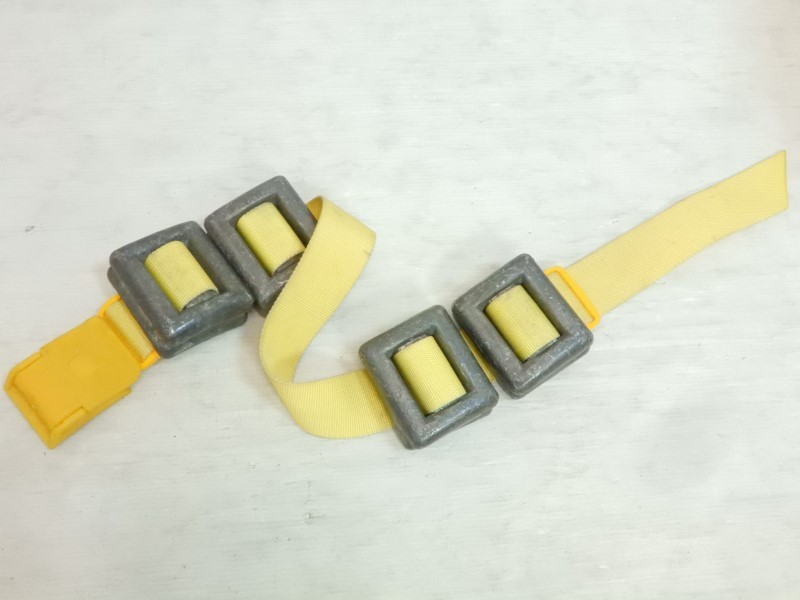 ウエイトベルト おもり 8kg スキューバーダイビング 素潜り 重り 潜水 ZA46(ウエイト、ウエイトベルト)｜売買されたオークション情報、yahooの商品情報をアーカイブ公開 ...