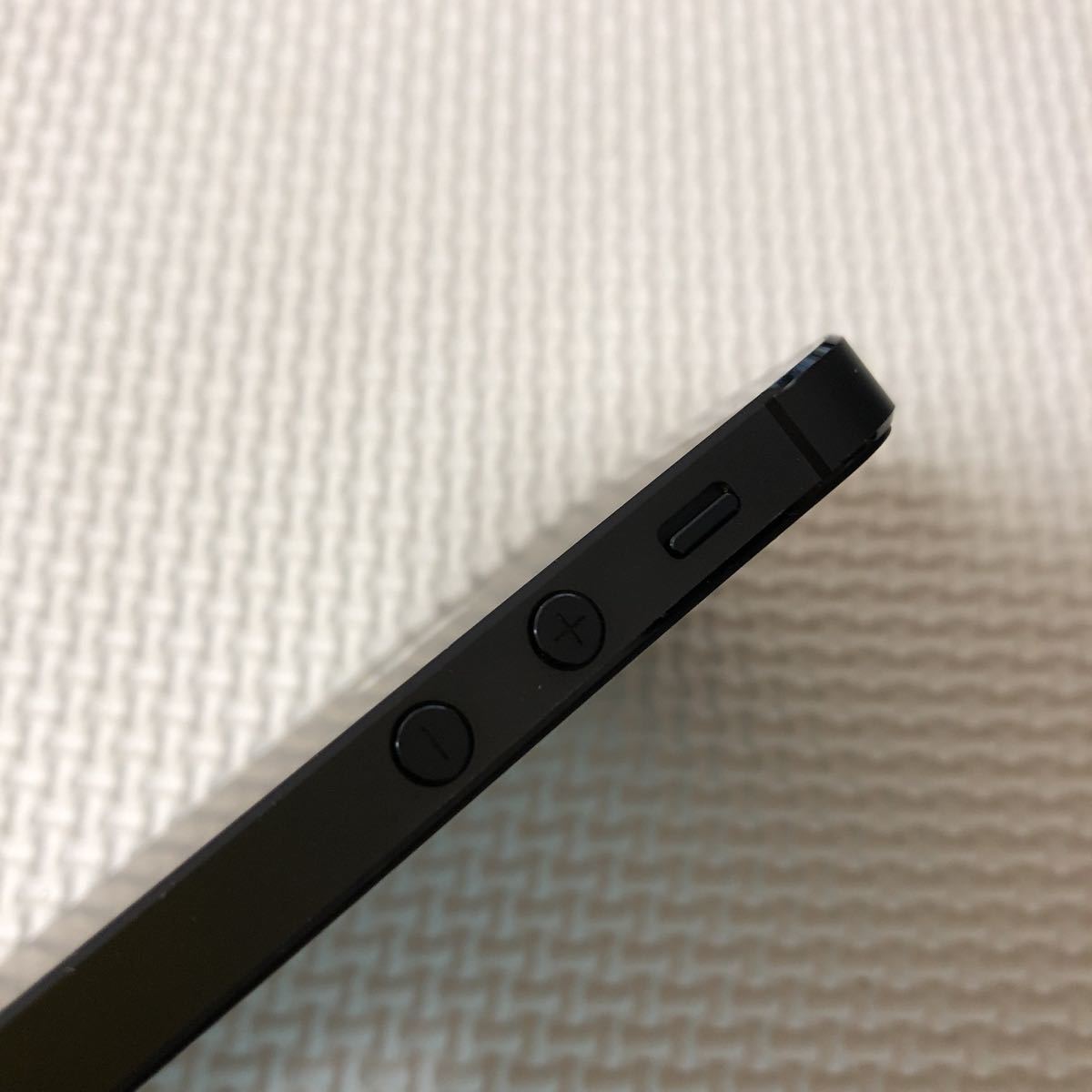 iPhone 5 16 GB au 4/9(アップル)｜売買されたオークション情報、yahooの商品情報をアーカイブ公開 - オークファン ...