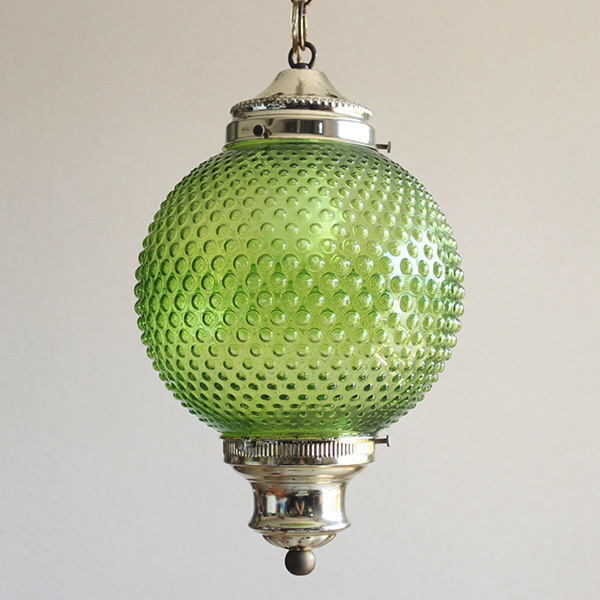 アメリカ製ビンテージ カラーガラスボール ペンダントランプ E019(洋風)｜売買されたオークション情報、yahooの商品情報をアーカイブ公開 - オークファン（aucfan.com）