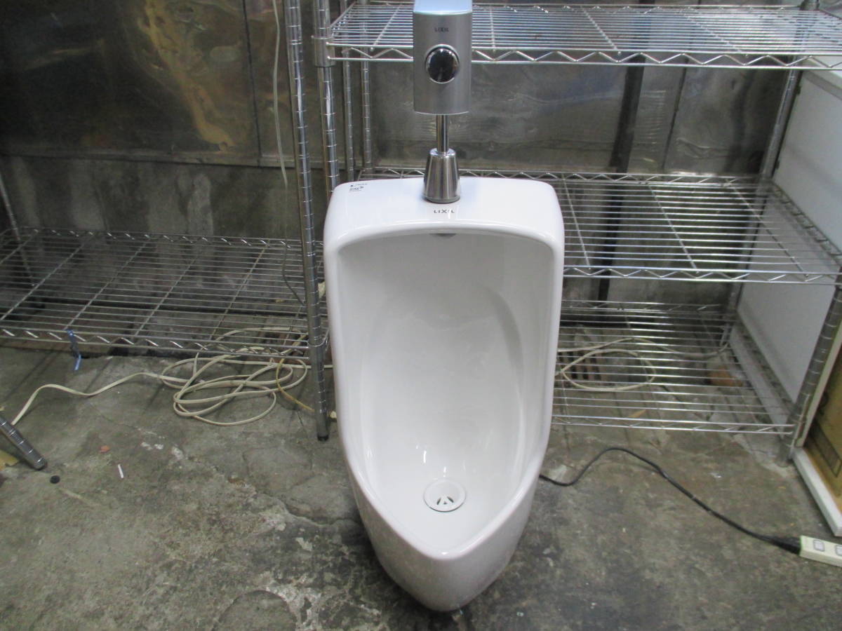 小便器 LIXIL U-431R ボタン UF-3J 直接引取 U-7509(男性用小便器)｜売買されたオークション情報、yahooの商品情報をアーカイブ公開 - オークファン（aucfan.com）