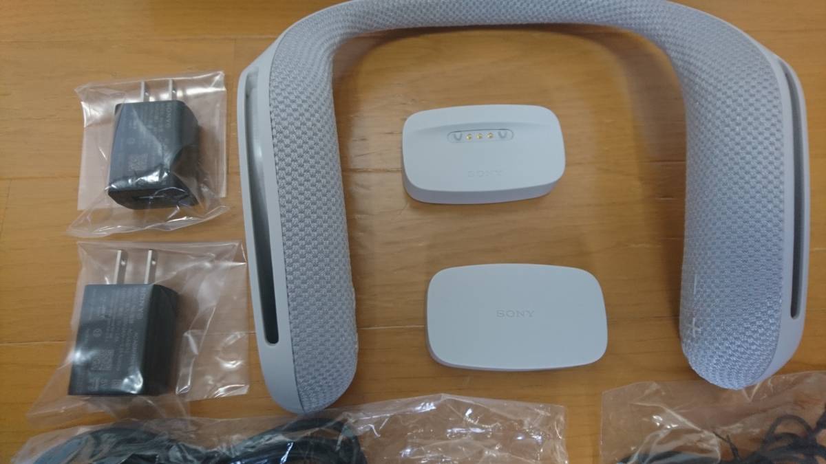 SONY ウェアラブルネックスピーカー SRS-WS1(スピーカー本体)｜売買されたオークション情報、yahooの商品情報をアーカイブ公開 - オークファン（aucfan.com）