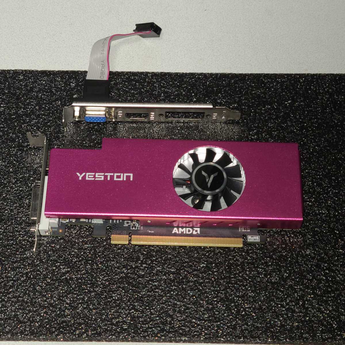 YESTON RADEON RX550-4G D5 LP XL2 4GB GDDR5 ジャンク品 PCパーツ ロープロファイル グラフィック ...
