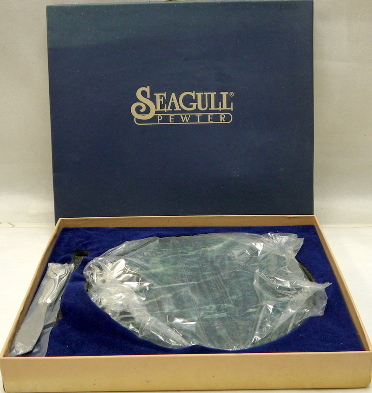 ギフト SEAGULL PEWTER チーズ ボード ナイフ 品/mt2791(調理器具)｜売買されたオークション情報、yahooの商品情報をアーカイブ公開 - オークファン（aucfan.com）