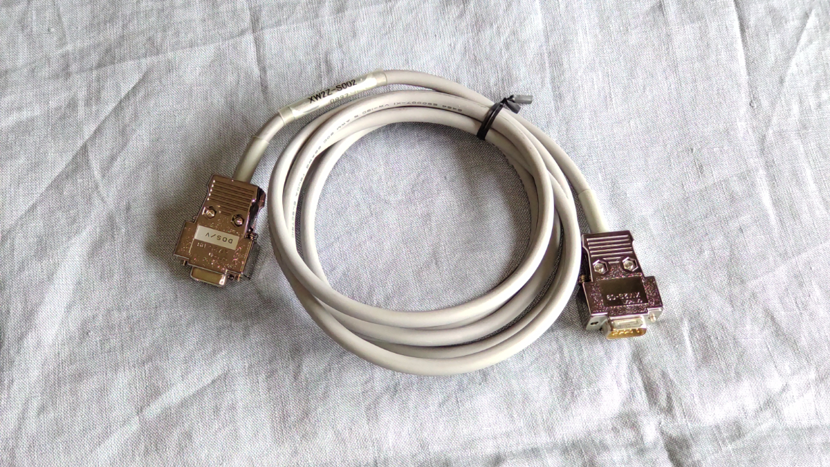 オムロンPLC シーケンサー プログラマブルターミナル用ケーブル XW2Z-S002 画面データ転送用(その他)｜売買されたオークション情報 ...
