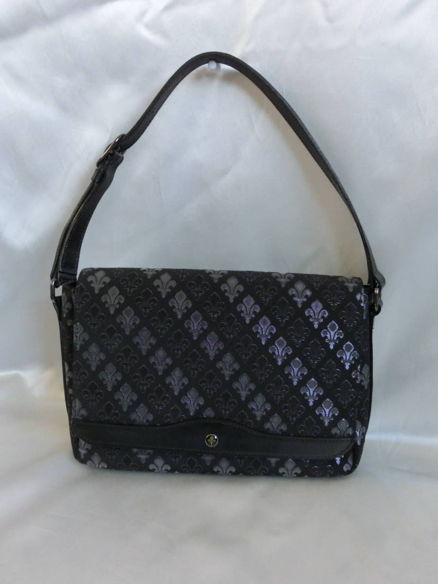 ハンドバック/ブラック シルバー/パトリック コックス/PATRICK COX /ユリ柄/ 品(パトリックコックス)｜売買されたオークション情報、yahooの商品情報をアーカイブ公開 ...