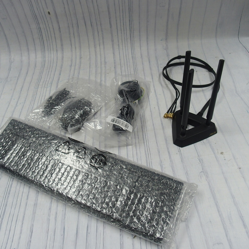 ASUS デスクトップパソコン RTL8821AE Core i5-4460 DDR3 4GB 1TB PC 初期化済 m002(その他 ...