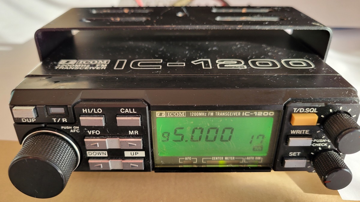 難あり ICOM アイコム IC-1200 1200MHz 10W モービル 無線機(モービル)｜売買されたオークション情報、yahooの商品 ...