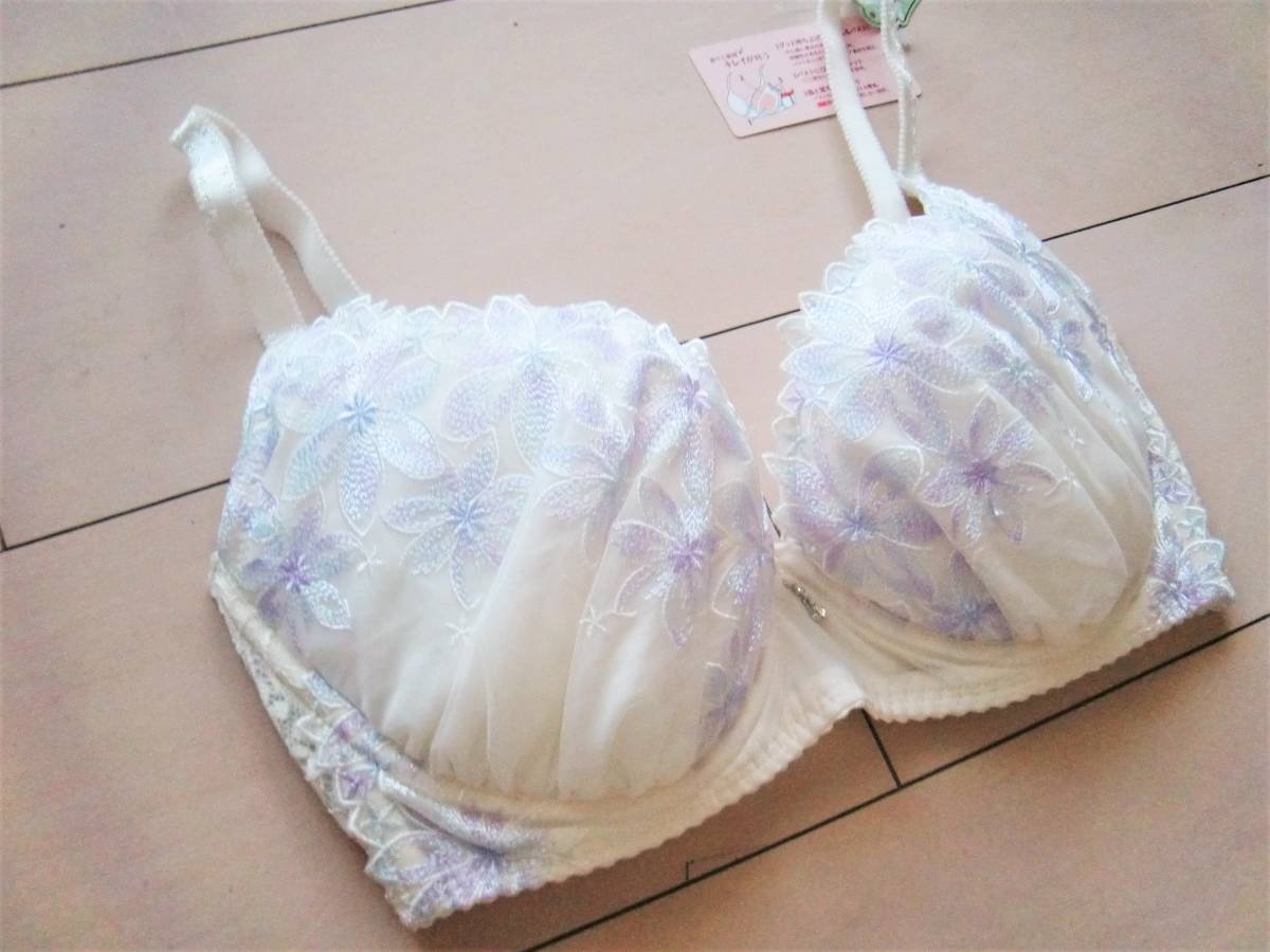 211230 TUTUANNA チュチュアンナ 美胸UPブラ ショーツ セット E70 M パッドポケットあり(70)｜売買されたオークション情報、yahooの商品情報をアーカイブ公開 ...