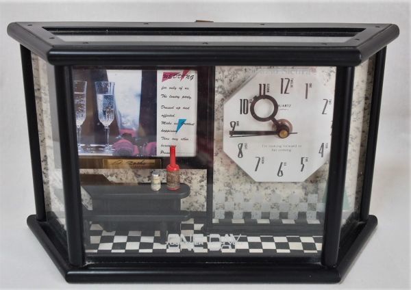 当時物LADY MATE置時計 装飾時計/バー/BAR/ミニチュア/フォトフレーム付き/インテリア雑貨/壁掛け/ジャックダニエル/昭和レトロ ...