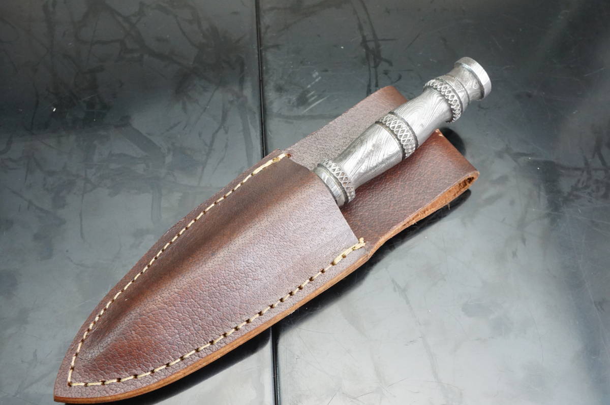 トリプルダガーナイフ ダマスカスナイフ 超 だけど訳アリ/ スクリューダガー ナイフ/ 15.5㎝長 161g/英国製 DCB713-4 ...