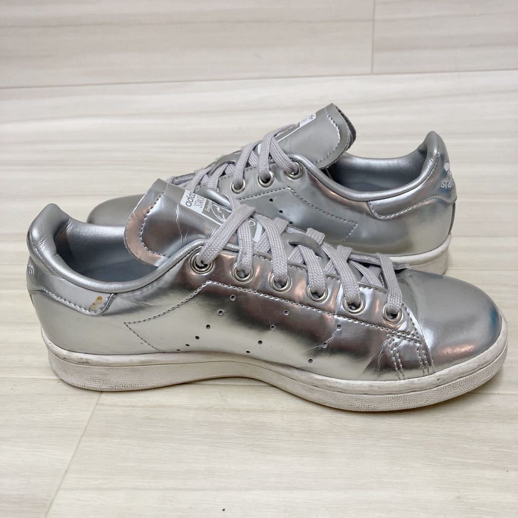P'486 adidas アディダス スタンスミス レディース スニーカー 22cm シルバー モデル(22.0cm以下)｜売買された ...