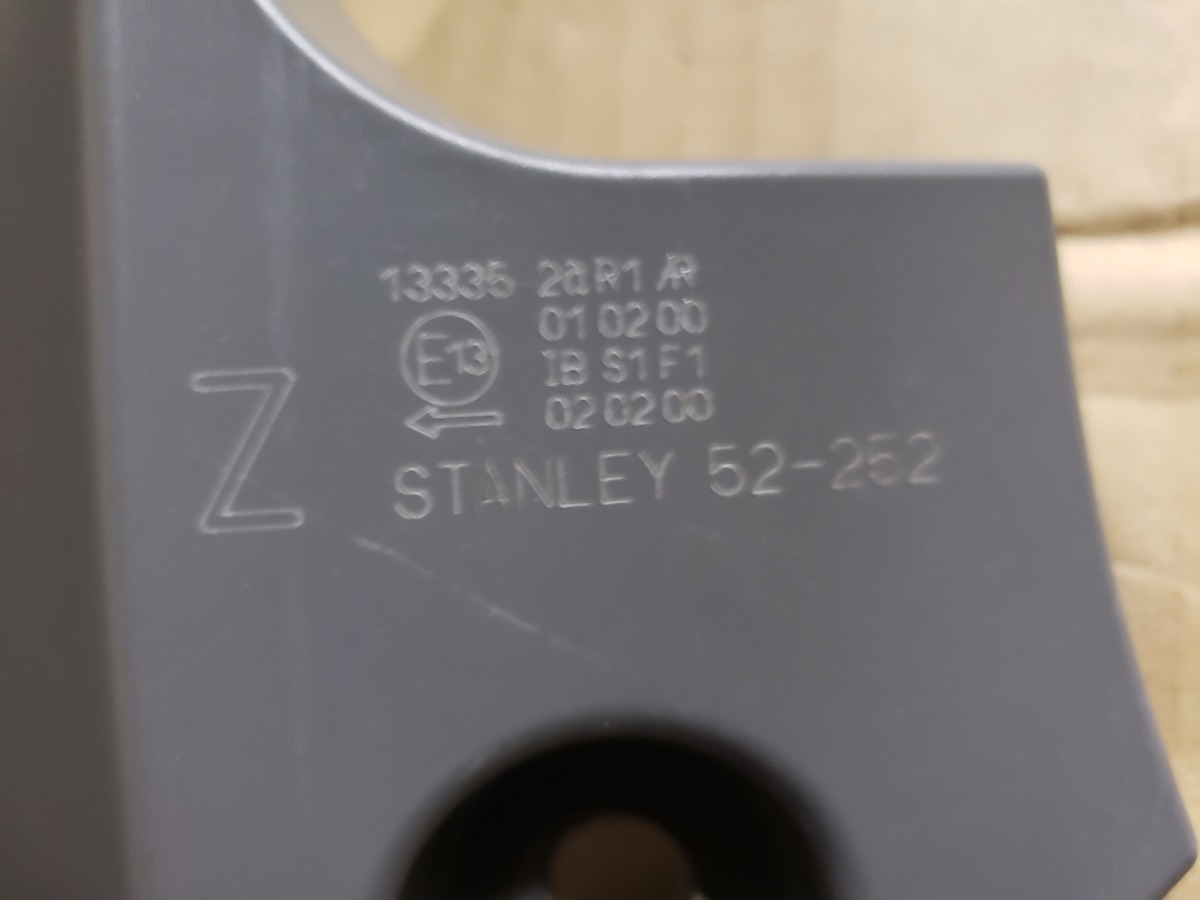 トヨタ アクア 左 助手席側 テールランプ 純正品番81561-52696(テールライト)｜売買されたオークション情報、yahooの商品情報を ...