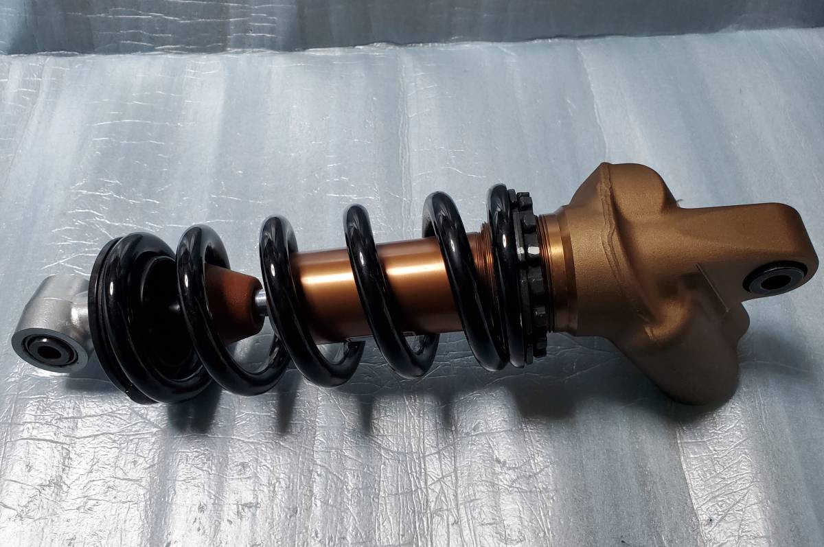 GSX-R1000R L7 純正 リアサスペンション SHOWA BFRC GSX-R1000 GSX-R750 GSX-R600 K8 K9 ...