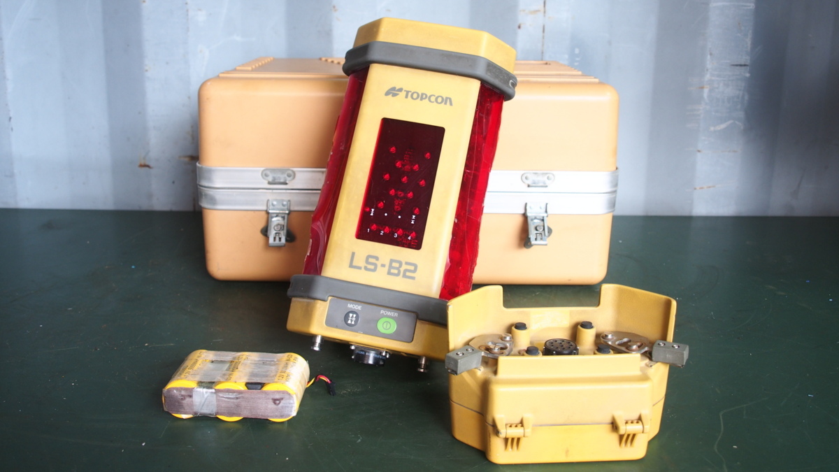 T0404-7 TOPCON トプコン LS-B2 レベルセンサー レーザーセンサー 測量 ケース付(測量、角度計)｜売買されたオークション ...