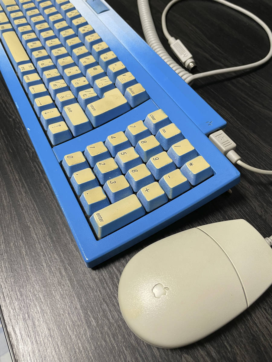 アップル Apple Keyboard II /Apple Desktop Bus Mouse II ADBケーブルのセット レトロ 当時物 ...
