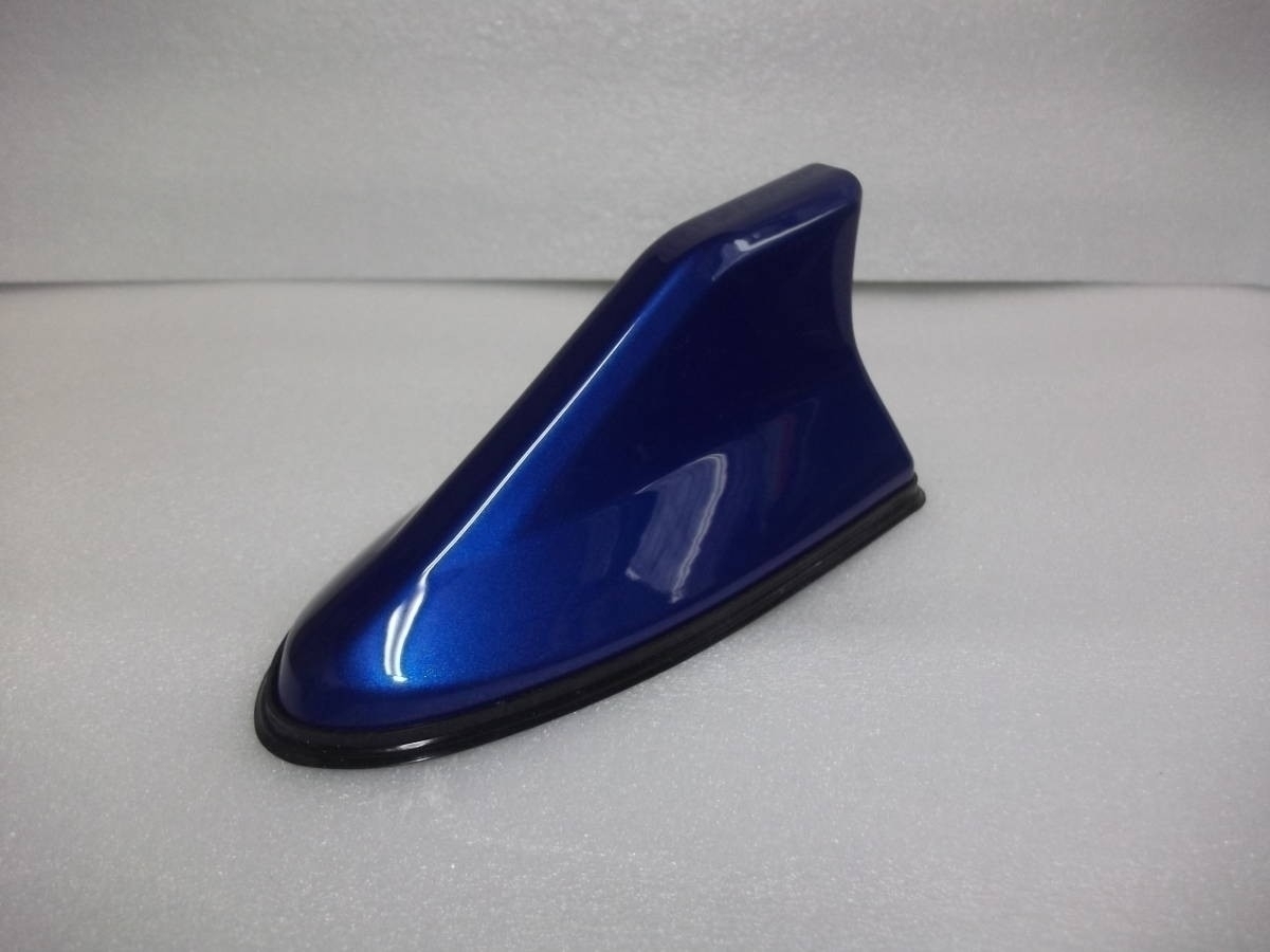 ご希望の純正色に塗装します/写真はホンダB593M ブリリアントスポーティブルーM/ドルフィン/シャークアンテナ/フィットGK3-GK6 ...