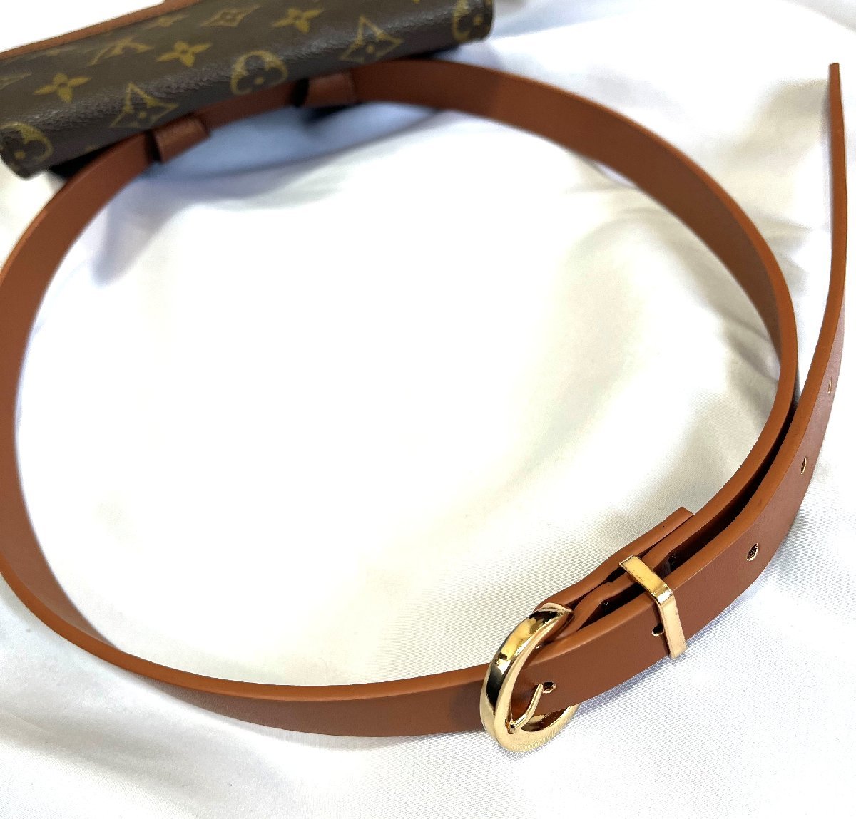 M4493 1円 LOUIS VUITTON ルイヴィトン モノグラム アルシュ ウエストポーチ バッグ(ポーチ)｜売買されたオークション情報 ...