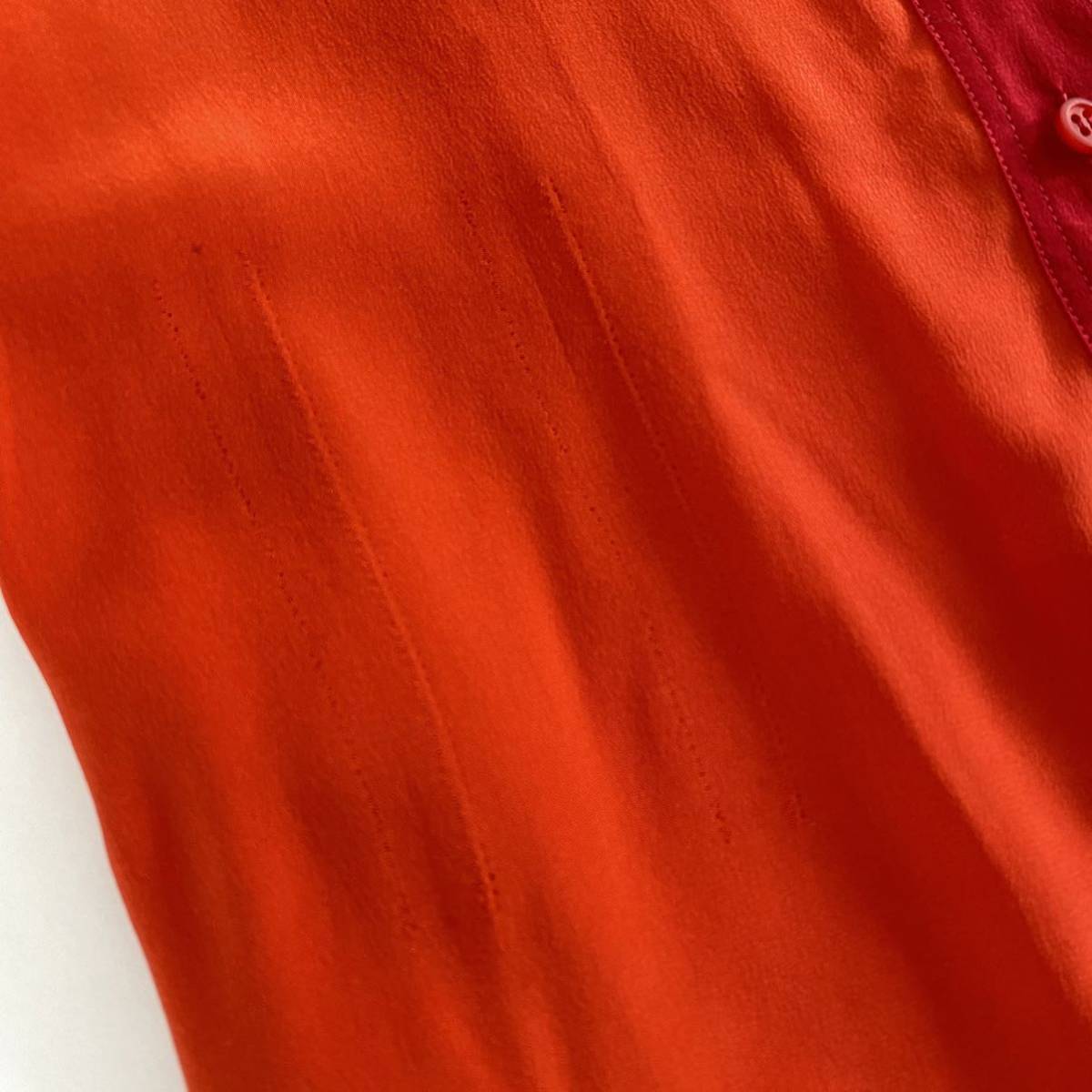 21f8 イタリア製 PRADA プラダ シルク100% 半袖 シャツ ブラウス テロテロ生地 44 Lサイズ相当 オレンジ×レッド ...