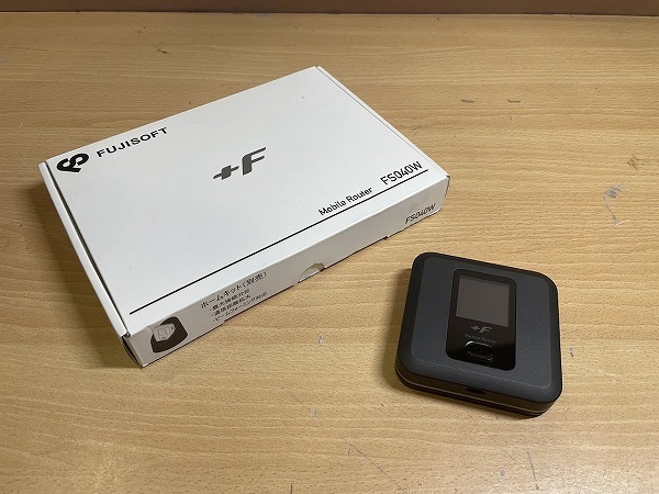 質Banana 富士ソフト/FUJISOFT モバイルルーター +F FS040W SIMカード無し マルチに使用可能 現状渡し(ルーター ...