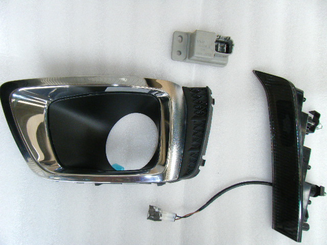 左 LEDアクセサリーライナー フォレスター フォグライトカバー 3点 SJ5 H4517SG002 57731SG090 純正(スバル用 ...