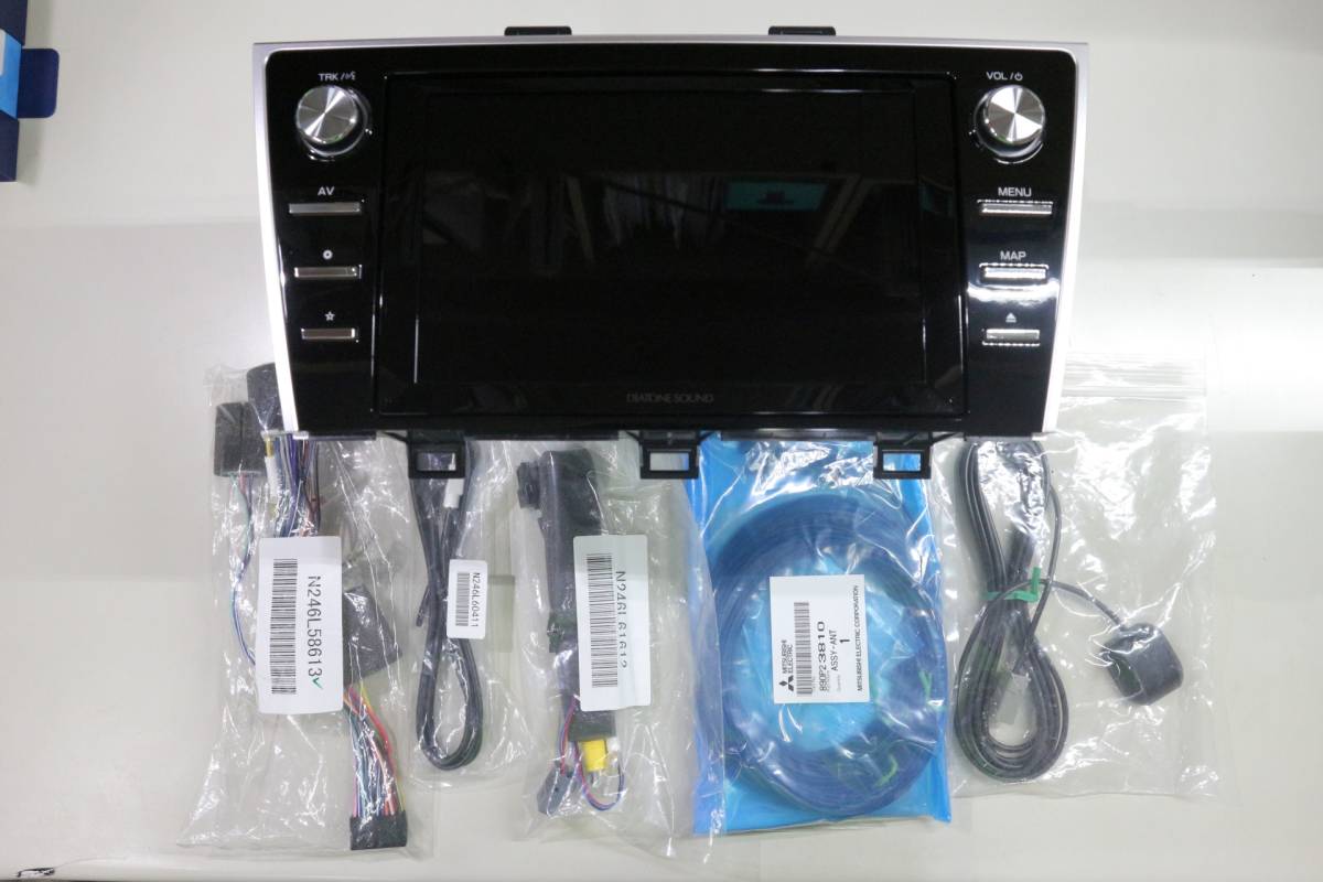 地図2021年度春版 NR-MZ300-LG-3 8インチ スバル純正サウンドナビ カーナビ アンテナ付 参考車種 BSアウトバック BN ...