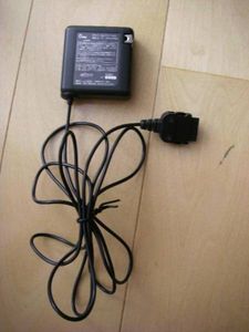 au 京セラACアダプタ01 01KYPQA A5305K A1401K用(ACアダプタ式充電器)｜売買されたオークション情報、yahooの ...
